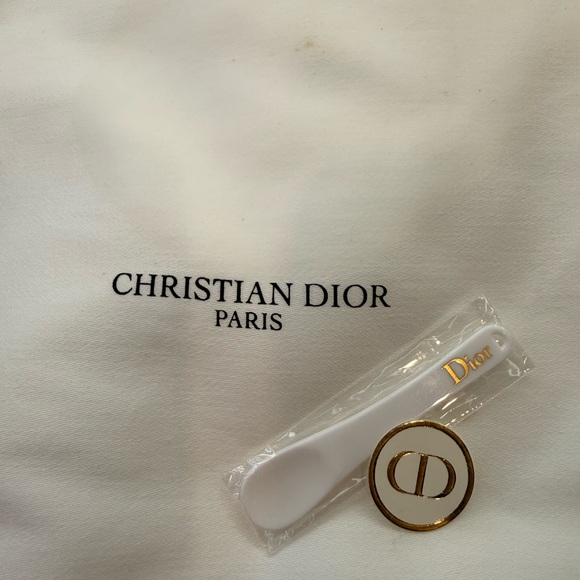 Dior | Skincare | Christian Dior Ceramic Spoon Pendant Dior Prestige ...